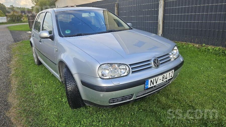 Серый Фольксваген Гольф 2002 в Айзкраукле, объемом двигателя 1.60 л и пробегом 207 тыс. км за 2200 €, фото 5 на AUTOMOTO.COM.LV