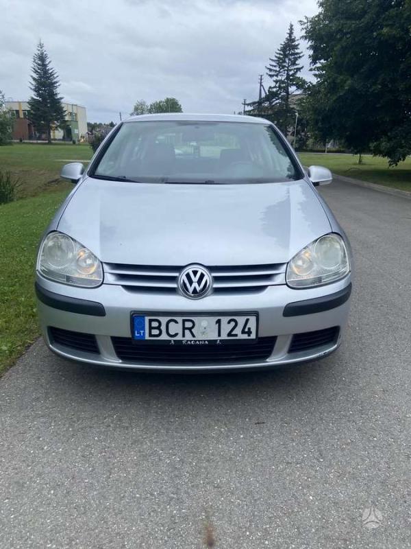 Pelēks Volkswagen Golf 2005 Kauņa, ar dzinēja tilpumu 1.90 L un nobraukumu 240 tūkst. km par 1750 €, foto 6 vietnē AUTOMOTO.COM.LV