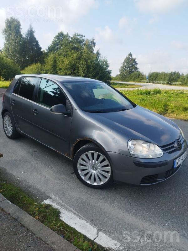 Pelēks Volkswagen Golf 2005 Liepāja, ar dzinēja tilpumu 1.90 L un nobraukumu 368 tūkst. km par 970 €, foto 2 vietnē AUTOMOTO.COM.LV