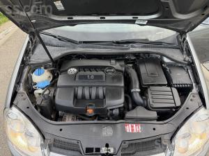 Pelēks Volkswagen Golf 2006 Daugavpils, ar dzinēja tilpumu 1.60 L un nobraukumu 351 tūkst. km par 1650 €, foto 11 vietnē AUTOMOTO.COM.LV