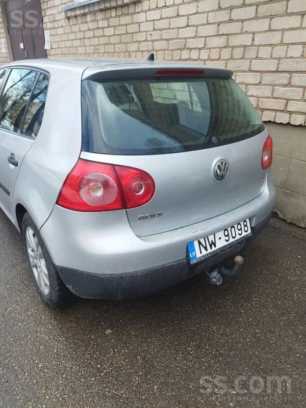 Pelēks Volkswagen Golf 2008 Rēzekne, ar dzinēja tilpumu 1.90 L un nobraukumu 0 tūkst. km par 1550 €, foto 3 vietnē AUTOMOTO.COM.LV