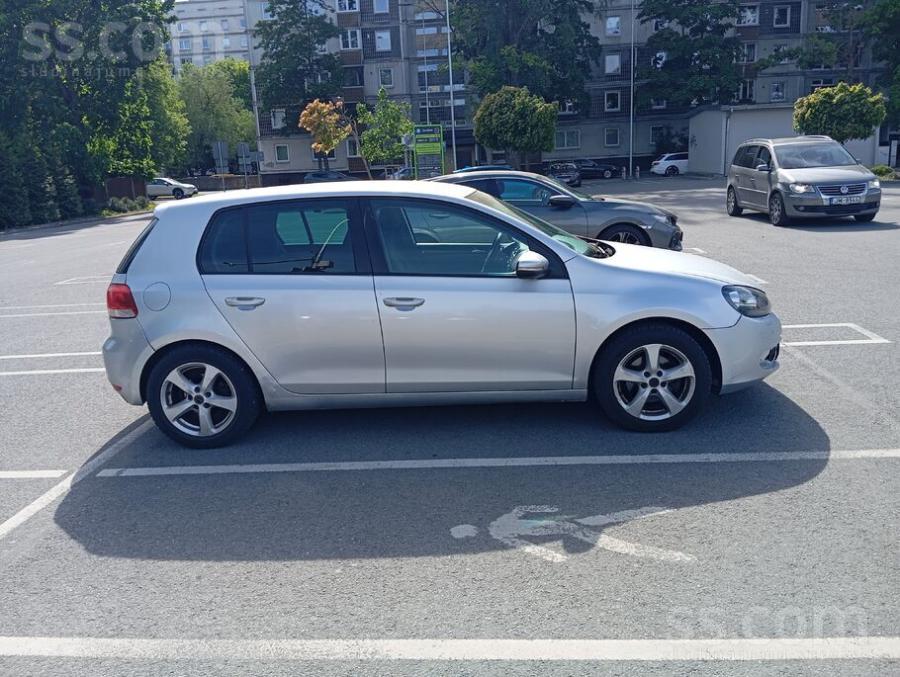Pelēks Volkswagen Golf 2008 Rīga, ar dzinēja tilpumu 1.40 L un nobraukumu 425 tūkst. km par 1450 €, foto 5 vietnē AUTOMOTO.COM.LV