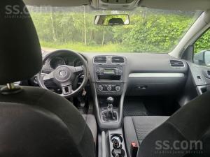 Pelēks Volkswagen Golf 2010 Rīga, ar dzinēja tilpumu 1.40 L un nobraukumu 230 tūkst. km par 3500 €, foto  vietnē AUTOMOTO.COM.LV