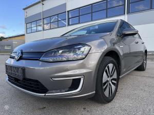 Grey Volkswagen Golf 2014 in Kaunas, with an engine capacity of 0.00 L and mileage of 168 thousand km for 7260 €, photo 11 on AUTOMOTO.COM.LV