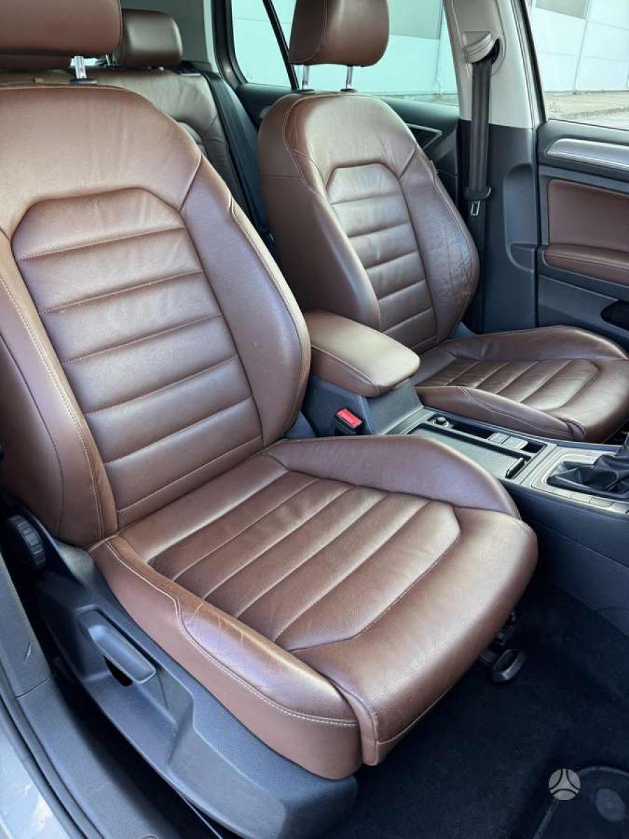Grey Volkswagen Golf 2014 in Kaunas, with an engine capacity of 0.00 L and mileage of 168 thousand km for 7260 €, photo 22 on AUTOMOTO.COM.LV