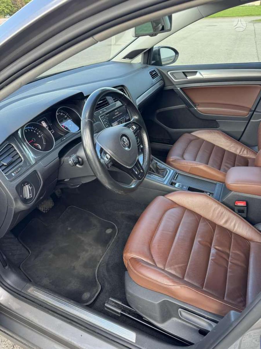 Grey Volkswagen Golf 2014 in Kaunas, with an engine capacity of 0.00 L and mileage of 168 thousand km for 7260 €, photo 26 on AUTOMOTO.COM.LV