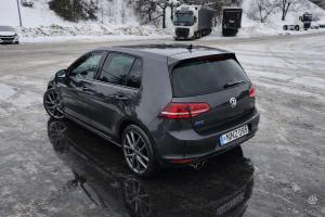 Pelēks Volkswagen Golf 2015 Viļņa, ar dzinēja tilpumu 1.40 L un nobraukumu 250 tūkst. km par 9499 €, foto 4 vietnē AUTOMOTO.COM.LV