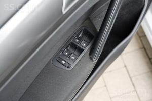 Pelēks Volkswagen Golf 2015 Rīga, ar dzinēja tilpumu 1.40 L un nobraukumu 125 tūkst. km par 7150 €, foto 8 vietnē AUTOMOTO.COM.LV