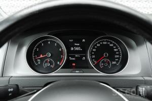 Pelēks Volkswagen Golf 2015 Rīga, ar dzinēja tilpumu 1.40 L un nobraukumu 125 tūkst. km par 7150 €, foto 11 vietnē AUTOMOTO.COM.LV