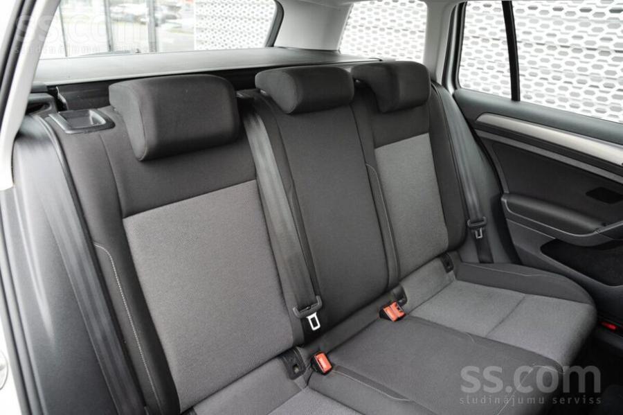Pelēks Volkswagen Golf 2015 Rīga, ar dzinēja tilpumu 1.40 L un nobraukumu 125 tūkst. km par 7150 €, foto 17 vietnē AUTOMOTO.COM.LV