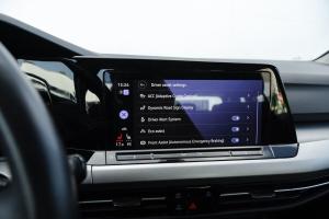 Pelēks Volkswagen Golf 2021 Rīga, ar dzinēja tilpumu 1.50 L un nobraukumu 166 tūkst. km par 13750 €, foto 20 vietnē AUTOMOTO.COM.LV