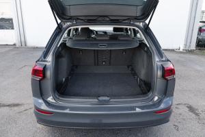 Pelēks Volkswagen Golf 2021 Rīga, ar dzinēja tilpumu 1.50 L un nobraukumu 166 tūkst. km par 13750 €, foto 26 vietnē AUTOMOTO.COM.LV