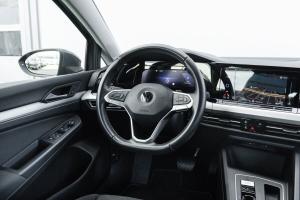 Pelēks Volkswagen Golf 2021 Rīga, ar dzinēja tilpumu 1.50 L un nobraukumu 166 tūkst. km par 13750 €, foto 27 vietnē AUTOMOTO.COM.LV