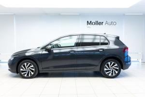 Pelēks Volkswagen Golf 2022 Jehvi, ar dzinēja tilpumu 1.40 L un nobraukumu 150 tūkst. km par 21650 €, foto 6 vietnē AUTOMOTO.COM.LV