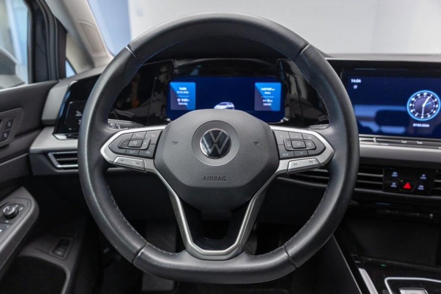 Pelēks Volkswagen Golf 2022 Jehvi, ar dzinēja tilpumu 1.40 L un nobraukumu 150 tūkst. km par 21650 €, foto 15 vietnē AUTOMOTO.COM.LV