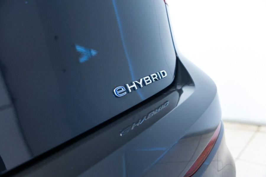 Pelēks Volkswagen Golf 2022 Jehvi, ar dzinēja tilpumu 1.40 L un nobraukumu 150 tūkst. km par 21650 €, foto 25 vietnē AUTOMOTO.COM.LV