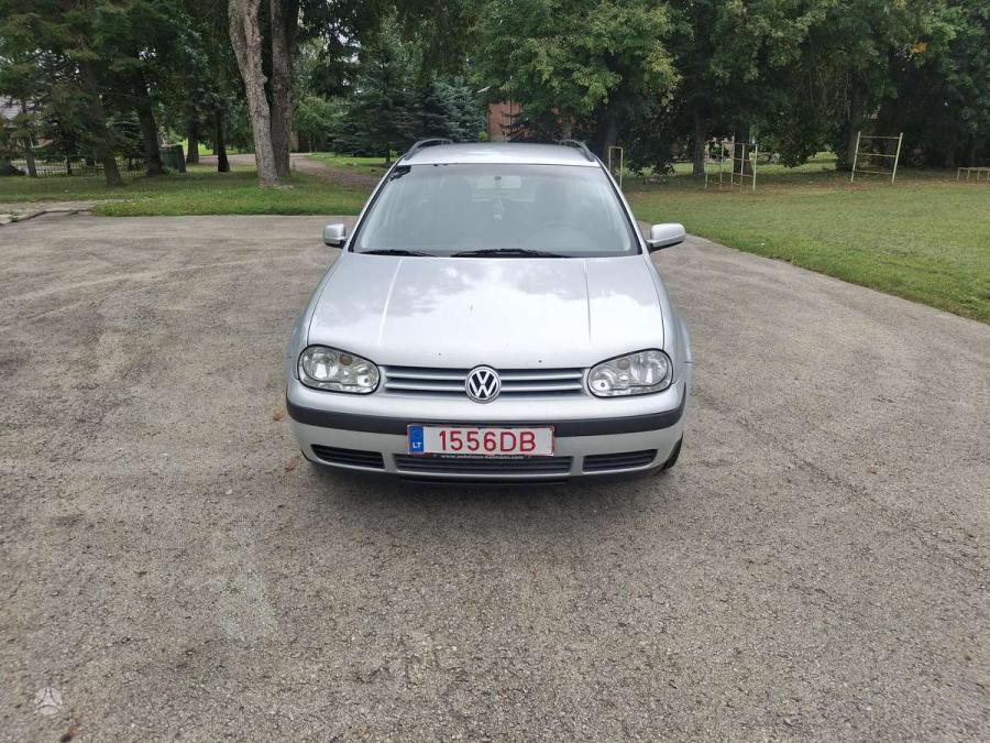 Grey Volkswagen Golf 1999 in Panevezys, with an engine capacity of 1.90 L and mileage of 303 thousand km for 2100 €, photo 3 on AUTOMOTO.COM.LV
