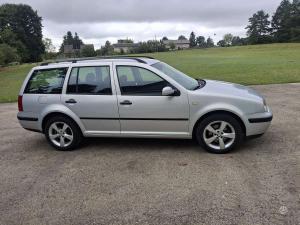 Grey Volkswagen Golf 1999 in Panevezys, with an engine capacity of 1.90 L and mileage of 303 thousand km for 2100 €, photo 4 on AUTOMOTO.COM.LV