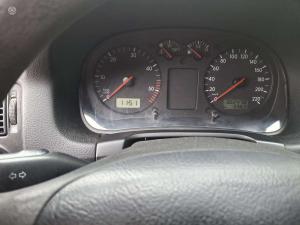 Grey Volkswagen Golf 1999 in Panevezys, with an engine capacity of 1.90 L and mileage of 303 thousand km for 2100 €, photo 9 on AUTOMOTO.COM.LV
