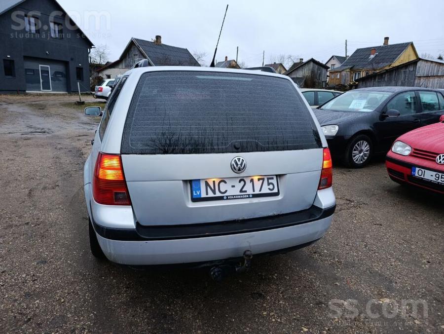 Grey Volkswagen Golf 2000 in Rezekne, with an engine capacity of 1.90 L and mileage of 327 thousand km for 1650 €, photo 5 on AUTOMOTO.COM.LV