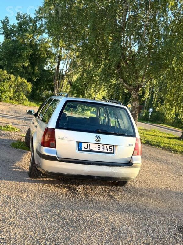 Grey Volkswagen Golf 2000 in Rezekne, with an engine capacity of 1.90 L and mileage of 405 thousand km for 1300 €, photo 10 on AUTOMOTO.COM.LV