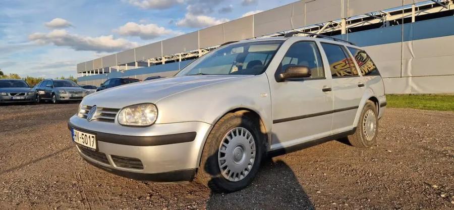 Grey Volkswagen Golf 2000 in Daugavpils, with an engine capacity of 1.90 L and mileage of 379 thousand km for 1050 €, photo 1 on AUTOMOTO.COM.LV