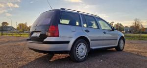 Grey Volkswagen Golf 2000 in Daugavpils, with an engine capacity of 1.90 L and mileage of 379 thousand km for 1050 €, photo 6 on AUTOMOTO.COM.LV