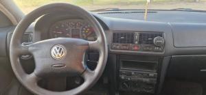 Grey Volkswagen Golf 2000 in Daugavpils, with an engine capacity of 1.90 L and mileage of 379 thousand km for 1050 €, photo 13 on AUTOMOTO.COM.LV