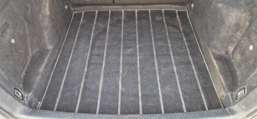 Grey Volkswagen Golf 2000 in Daugavpils, with an engine capacity of 1.90 L and mileage of 379 thousand km for 1050 €, photo 25 on AUTOMOTO.COM.LV
