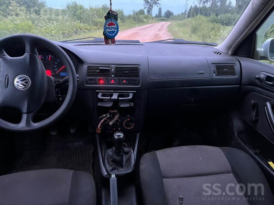 Серый Фольксваген Гольф 2000 в Огре, объемом двигателя 1.90 л и пробегом 405 тыс. км за 600 €, фото 7 на AUTOMOTO.COM.LV