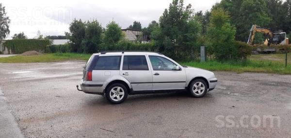 Grey Volkswagen Golf 2000 in Jekabpils, with an engine capacity of 1.90 L and mileage of 443 thousand km for 700 €, photo 4 on AUTOMOTO.COM.LV
