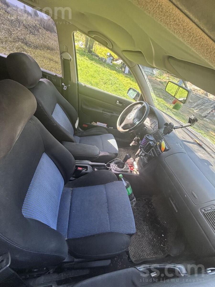 Pelēks Volkswagen Golf 2000 Cēsis, ar dzinēja tilpumu 1.90 L un nobraukumu 370 tūkst. km par 800 €, foto 6 vietnē AUTOMOTO.COM.LV