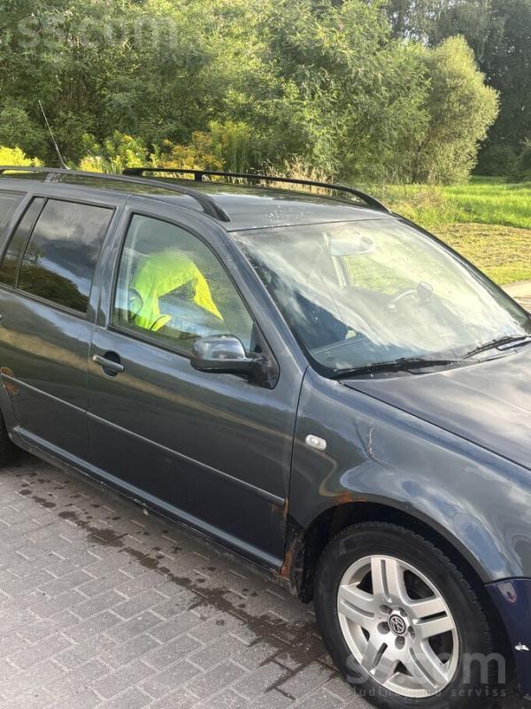 Grey Volkswagen Golf 2000 in Cesis, with an engine capacity of 1.90 L and mileage of 360 thousand km for 1100 €, photo 5 on AUTOMOTO.COM.LV