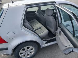 Grey Volkswagen Golf 2000 in Kaunas, with an engine capacity of 1.60 L and mileage of 181 thousand km for 1200 €, photo 8 on AUTOMOTO.COM.LV