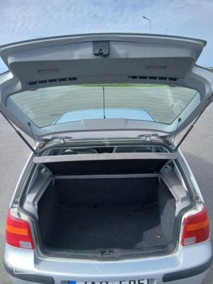 Grey Volkswagen Golf 2000 in Kaunas, with an engine capacity of 1.60 L and mileage of 181 thousand km for 1200 €, photo 11 on AUTOMOTO.COM.LV