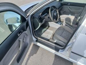 Grey Volkswagen Golf 2000 in Kaunas, with an engine capacity of 1.60 L and mileage of 181 thousand km for 1200 €, photo 14 on AUTOMOTO.COM.LV