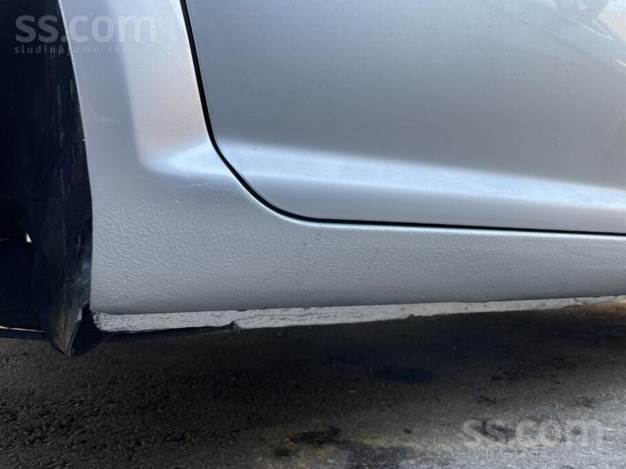 Pelēks Volkswagen Golf 2000 Ogre, ar dzinēja tilpumu 1.90 L un nobraukumu 404 tūkst. km par 1600 €, foto 15 vietnē AUTOMOTO.COM.LV
