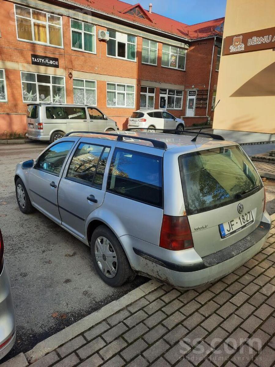 Pelēks Volkswagen Golf 2000 Rēzekne, ar dzinēja tilpumu 1.90 L un nobraukumu 298 tūkst. km par 1100 €, foto 4 vietnē AUTOMOTO.COM.LV