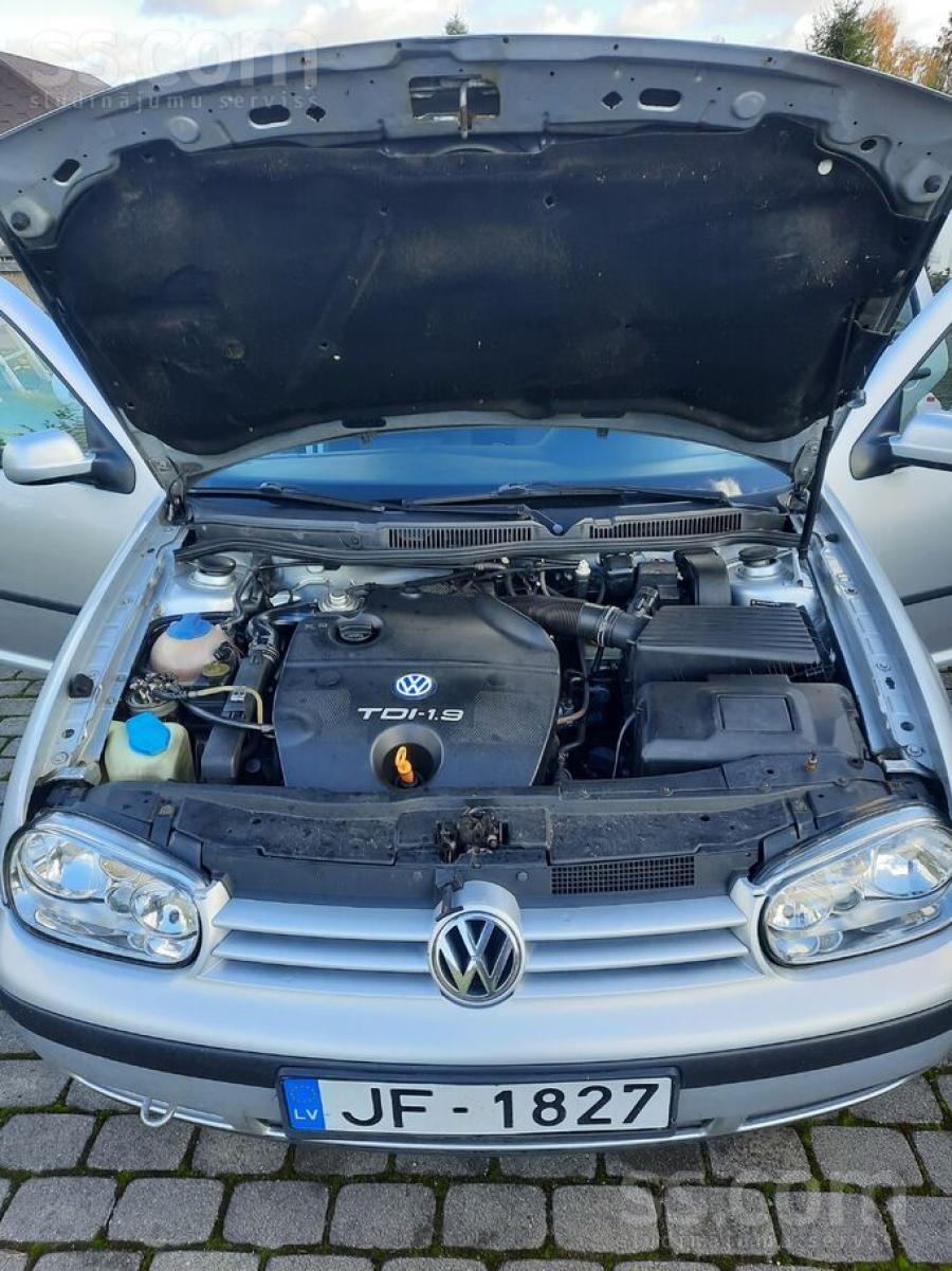 Pelēks Volkswagen Golf 2000 Rēzekne, ar dzinēja tilpumu 1.90 L un nobraukumu 298 tūkst. km par 1100 €, foto 6 vietnē AUTOMOTO.COM.LV