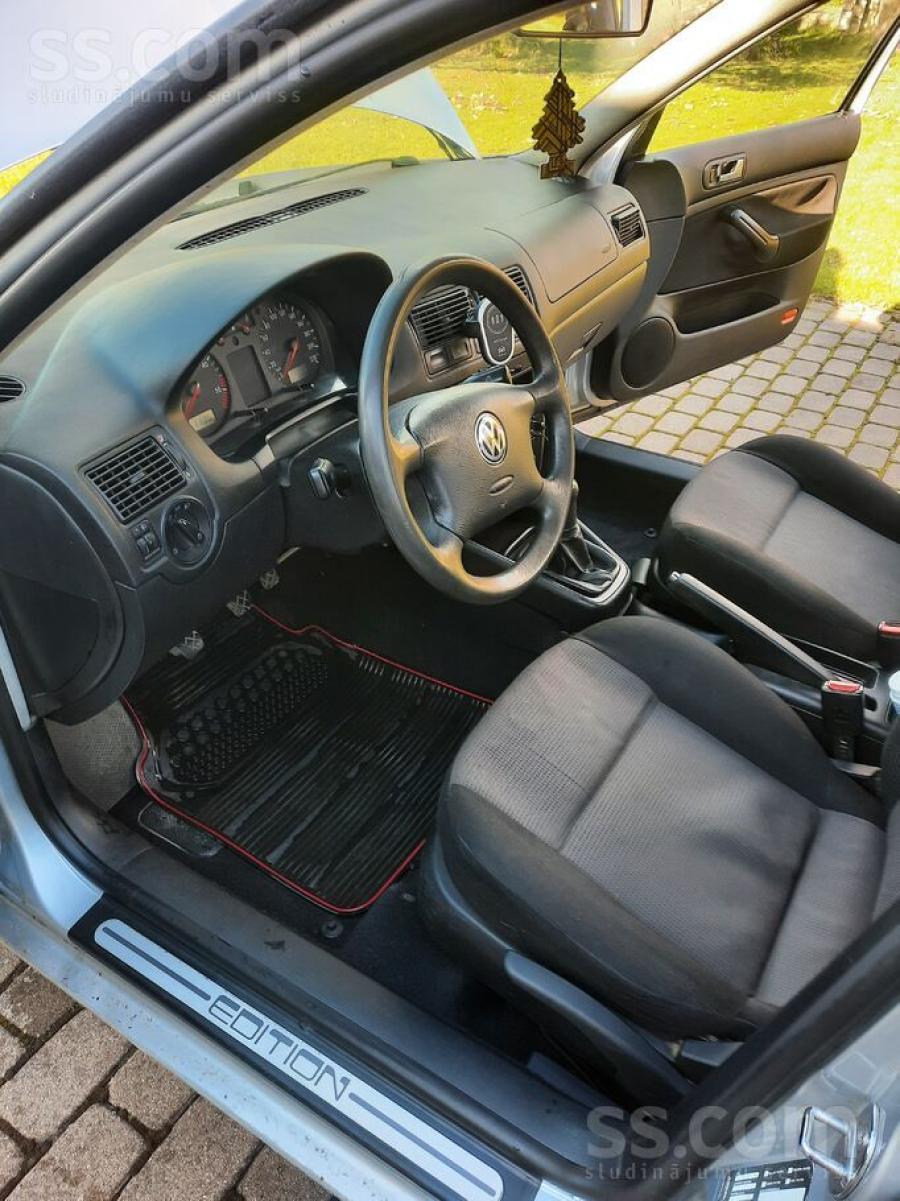 Pelēks Volkswagen Golf 2000 Rēzekne, ar dzinēja tilpumu 1.90 L un nobraukumu 298 tūkst. km par 1100 €, foto 7 vietnē AUTOMOTO.COM.LV