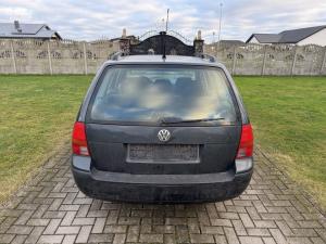 Grey Volkswagen Golf 2001 in Vilnius, with an engine capacity of 1.90 L and mileage of 330 thousand km for 1300 €, photo 7 on AUTOMOTO.COM.LV