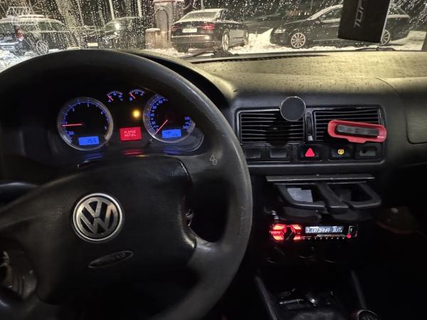 Pelēks Volkswagen Golf 2001 Jonava, ar dzinēja tilpumu 1.90 L un nobraukumu 489 tūkst. km par 600 €, foto 10 vietnē AUTOMOTO.COM.LV