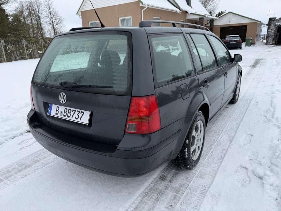 Grey Volkswagen Golf 2001 in Kedainiai, with an engine capacity of 1.90 L and mileage of 330 thousand km for 1249 €, photo 4 on AUTOMOTO.COM.LV