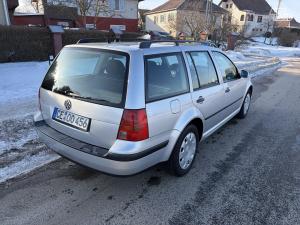 Pelēks Volkswagen Golf 2001 Lazdijai, ar dzinēja tilpumu 1.60 L un nobraukumu 305 tūkst. km par 2250 €, foto 4 vietnē AUTOMOTO.COM.LV