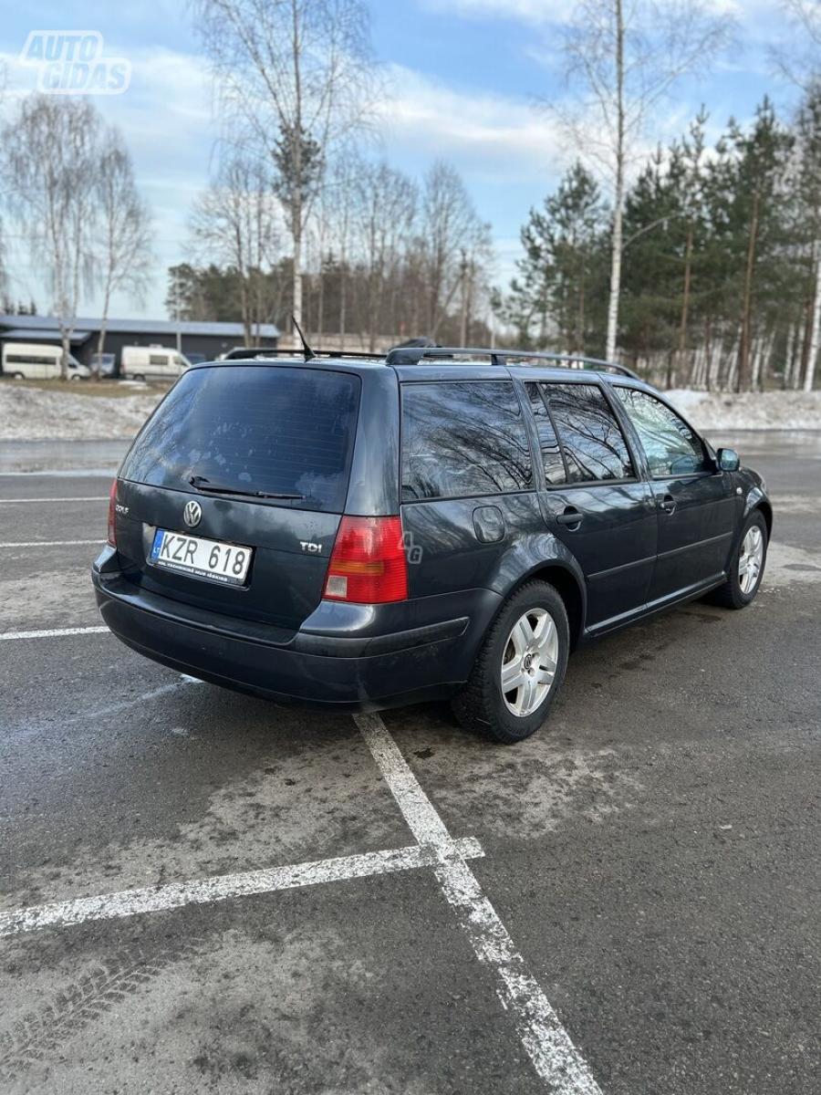 Pelēks Volkswagen Golf 2001 Jurbarkas, ar dzinēja tilpumu 1.90 L un nobraukumu 392 tūkst. km par 1550 €, foto 2 vietnē AUTOMOTO.COM.LV