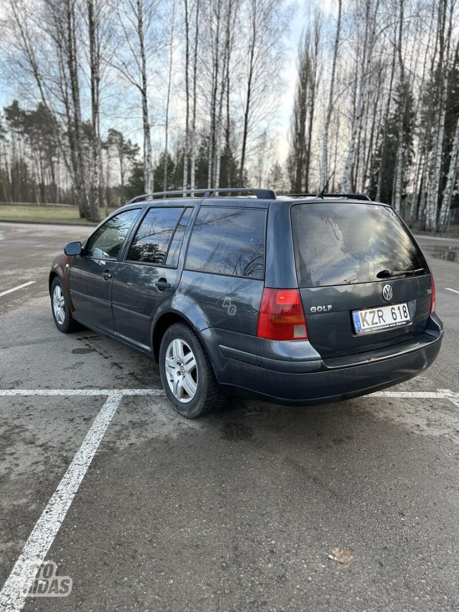 Pelēks Volkswagen Golf 2001 Jurbarkas, ar dzinēja tilpumu 1.90 L un nobraukumu 392 tūkst. km par 1550 €, foto 3 vietnē AUTOMOTO.COM.LV