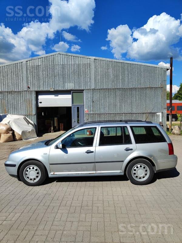 Pelēks Volkswagen Golf 2001 Rīga, ar dzinēja tilpumu 1.90 L un nobraukumu 415 tūkst. km par 900 €, foto 2 vietnē AUTOMOTO.COM.LV