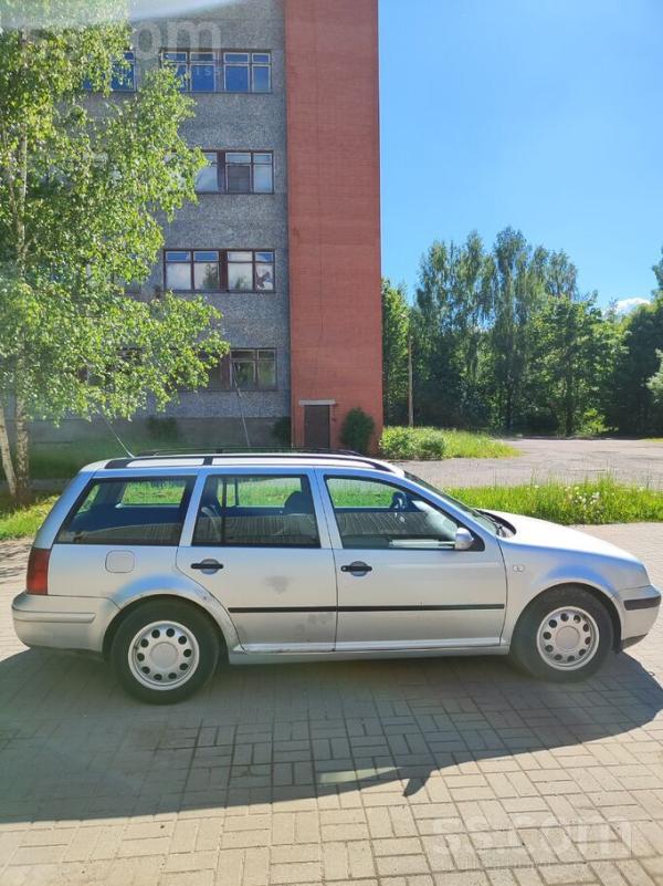 Grey Volkswagen Golf 2001 in Riga, with an engine capacity of 1.90 L and mileage of 415 thousand km for 900 €, photo 4 on AUTOMOTO.COM.LV