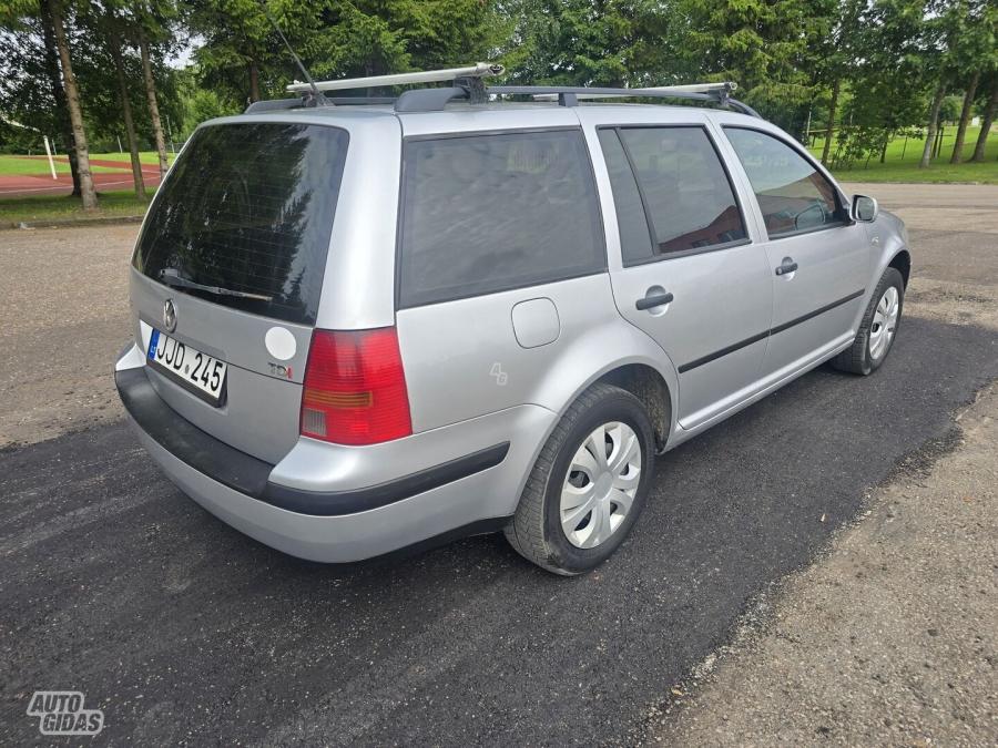 Pelēks Volkswagen Golf 2001 Jurbarkas, ar dzinēja tilpumu 1.90 L un nobraukumu 320 tūkst. km par 1450 €, foto 5 vietnē AUTOMOTO.COM.LV