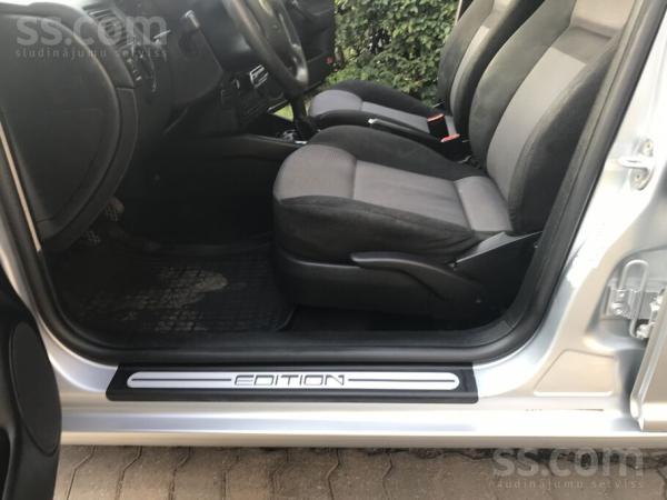 Серый Фольксваген Гольф 2001 в Валмиера, объемом двигателя 1.90 л и пробегом 303 тыс. км за 1650 €, фото 8 на AUTOMOTO.COM.LV